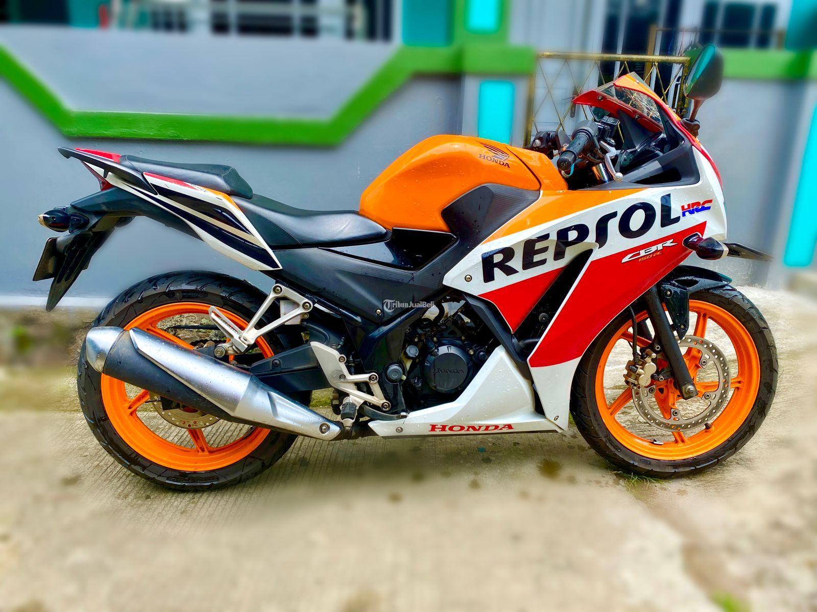 Motor CBR 150 Repsol Honda Tahun 2015 - Tribun JualBeli