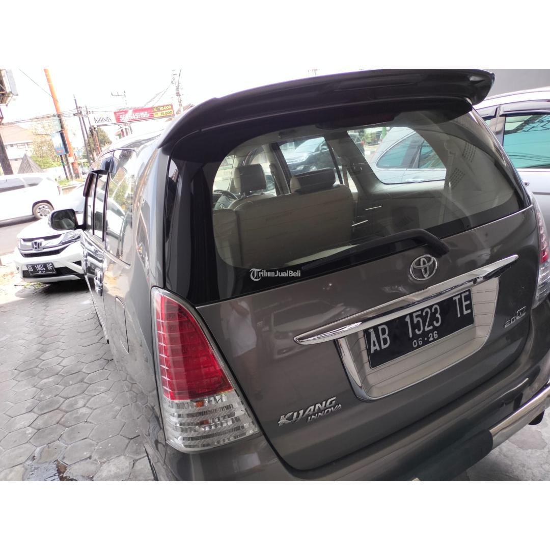 Mobil Toyota Kijang Innova V Matic Bensin 2010 Bekas Siap Pakai di ...
