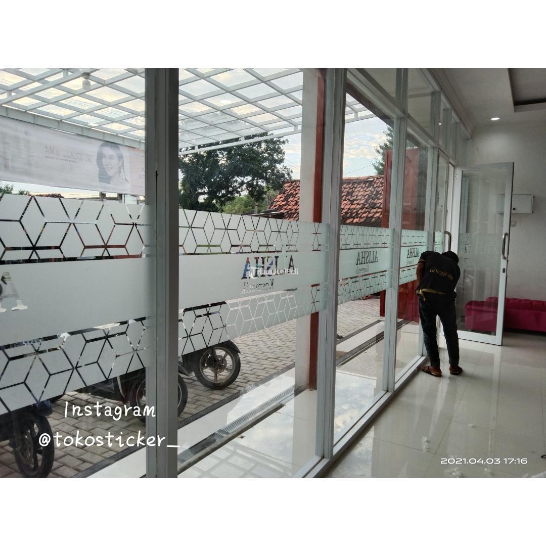 Sticker Kaca Sandblast Terlengkap di Depok - Tribun JualBeli