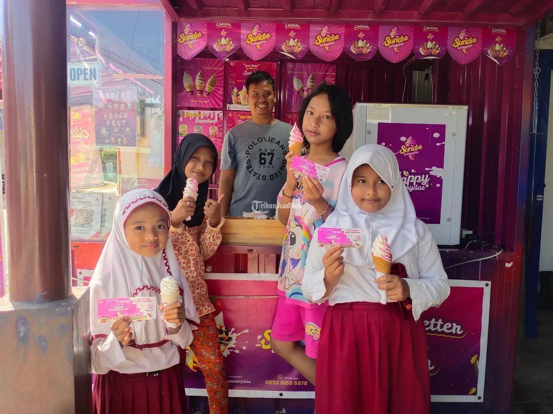 Paket Hemat Soft Ice Cream Sundae Everydae Terviral - Tribun JualBeli Paket Hemat Soft Ice Cream Sundae Everydae Terviral - Tribun JualBeli