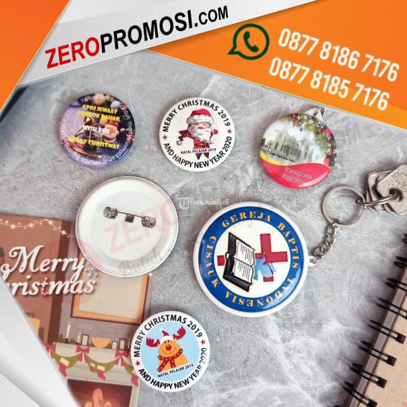Souvenir Natal Pin Peniti Christmas Cetak Custom di Tangerang - Tribun ...