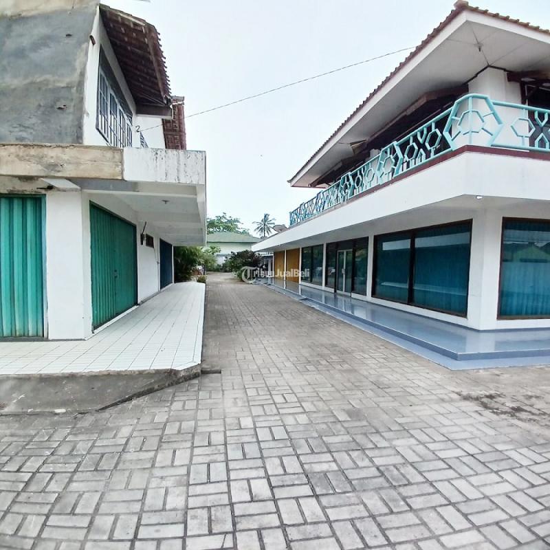 Rumah Pinggir Jalan Raya Anyer Dekat Pantai Anyer, Pantai Pasir Putih ...
