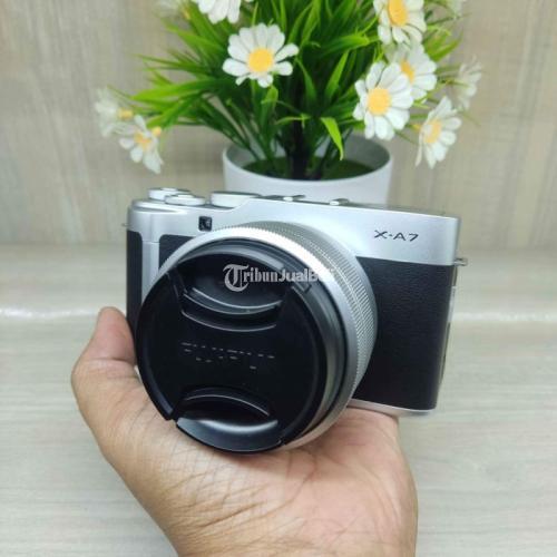 Kamera Fujifilm XA 7 Lensa Kit 15di45mm OIS Seken Like New Touchscreen ...