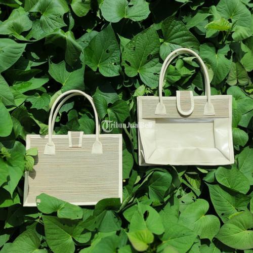 Tas Mika Bahan Mendong Pakai Kancing Magnet di Jakarta Selatan - Tribun ...