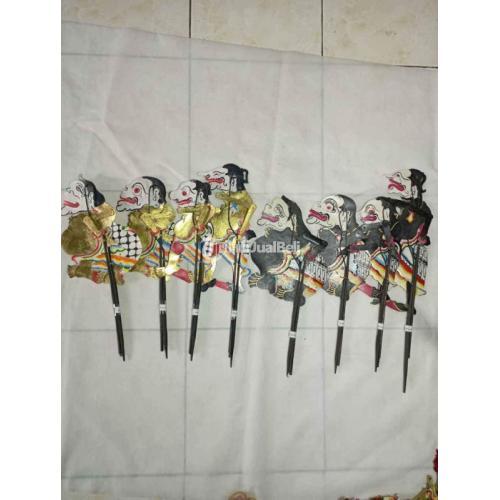 Kerajinan Wayang Kulit 1 Set Punokawan Warna Hitam dan Emas Bahan Kulit ... Kerajinan Wayang Kulit 1 Set Punokawan Warna Hitam dan Emas Bahan Kulit ...
