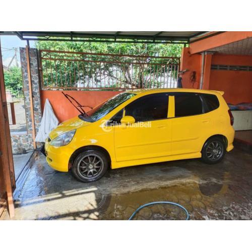 Mobil Honda Jazz Tahun 2006 Bekas Mesin Sehat Bodi Mulus Harga Nego di Mojokerto - Tribun JualBeli