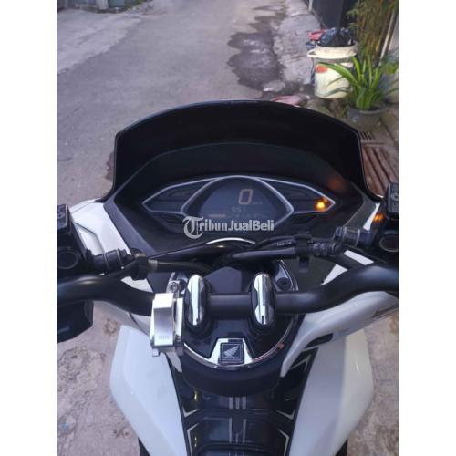 Motor Honda PCX 2019 Putih Seken Pajak Panjang Siap Pakai di Cirebon ...
