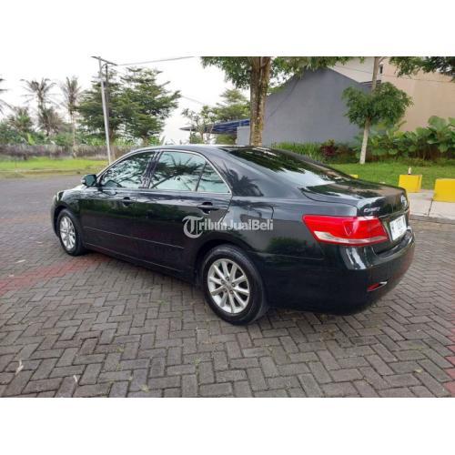 Mobil Toyota Camry 2009 Hitam Seken Siap Pakai di Magelang - Tribun ...