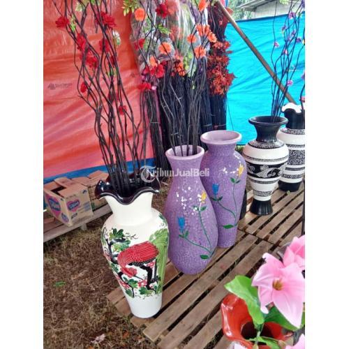 Kerajinan Guci dan Bunga di Blitar - Tribun JualBeli