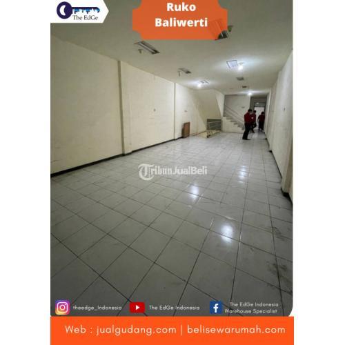Disewakan Ruko Murah hanya 130 juta per tahun Raya Baliwerti Surabaya ...