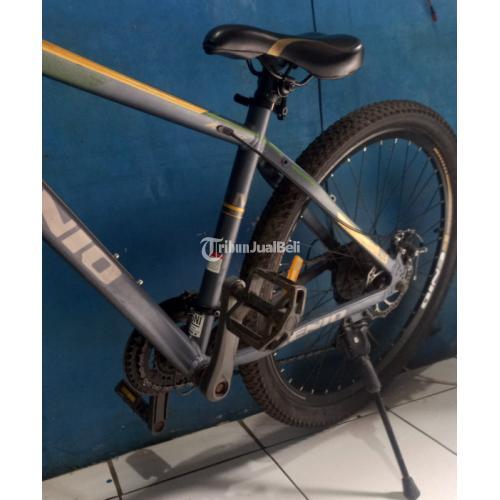 Jual Sepeda Gunung Genio MTB M572 Baru Dipakai 5Bulan , 27,5 Frox 120MM . Keadaan Mulus Bisa Di ...