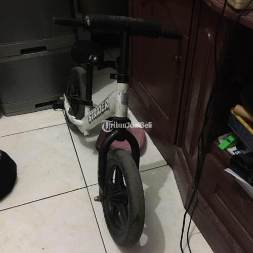 Sepeda Balance Strider Bekas Warna Putih untuk Anak Usia 2 Tahun di ...