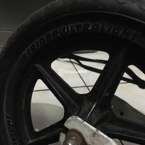 Sepeda Balance Strider Bekas Warna Putih untuk Anak Usia 2 Tahun di ...