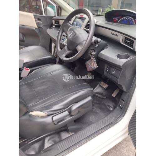 Mobil Honda Freed 1.5 SD 2013 AT Mulus Pajak Hidup di Depok - Tribun ...