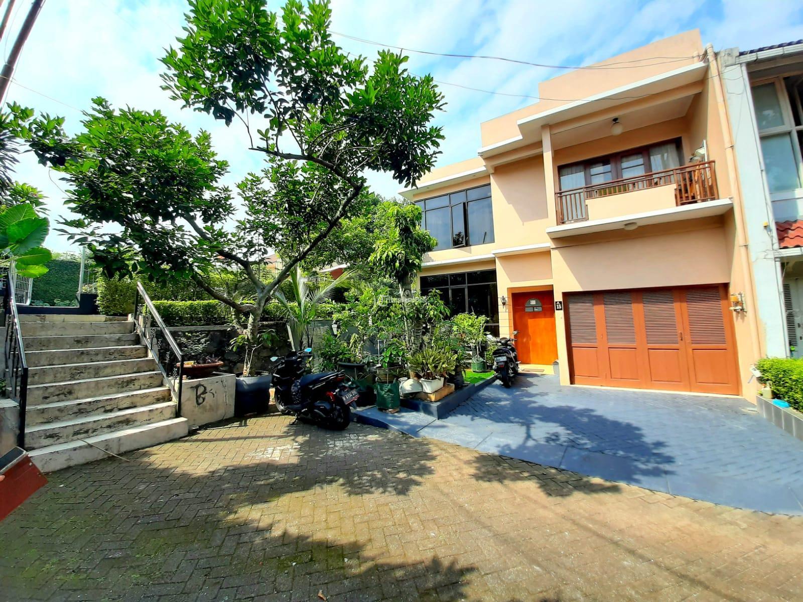 Jual Rumah 2Lt Unit Pojok Hdp Utara Samping Fasum Pool Lingk Nyaman dan ...