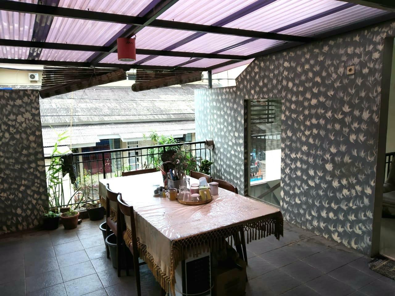 Rumah dan Tmpt Kost 2Lt Hdp Utara Nyaman dan Strategis di Tebet Timur ...