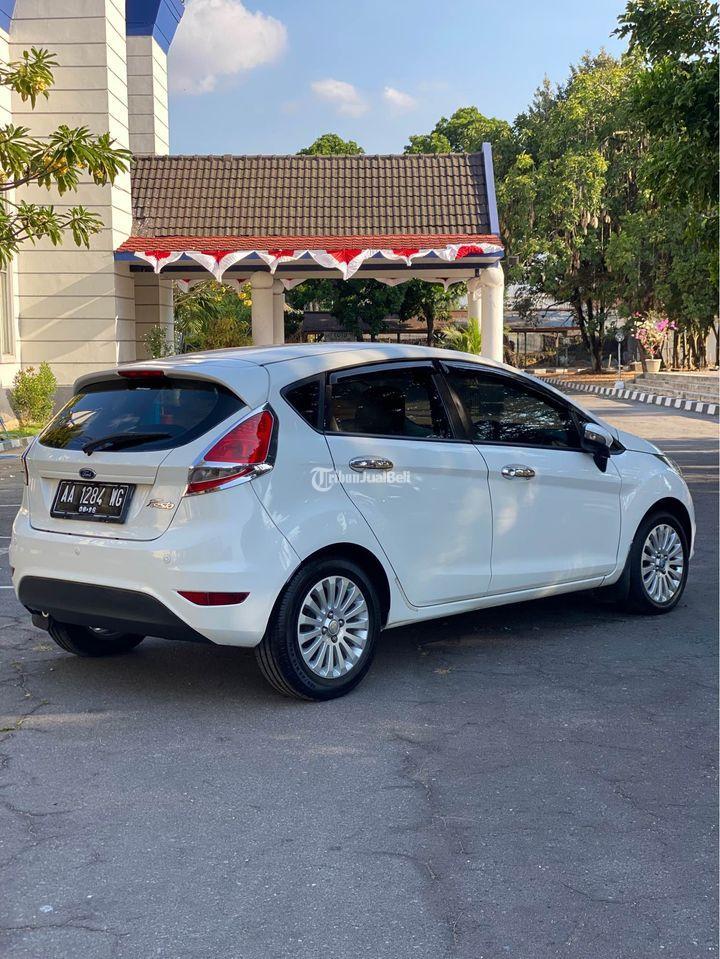 Mobil Ford Fiesta 14 Trend 2011 Putih Mesin kering Siap Pakai Bantul ...