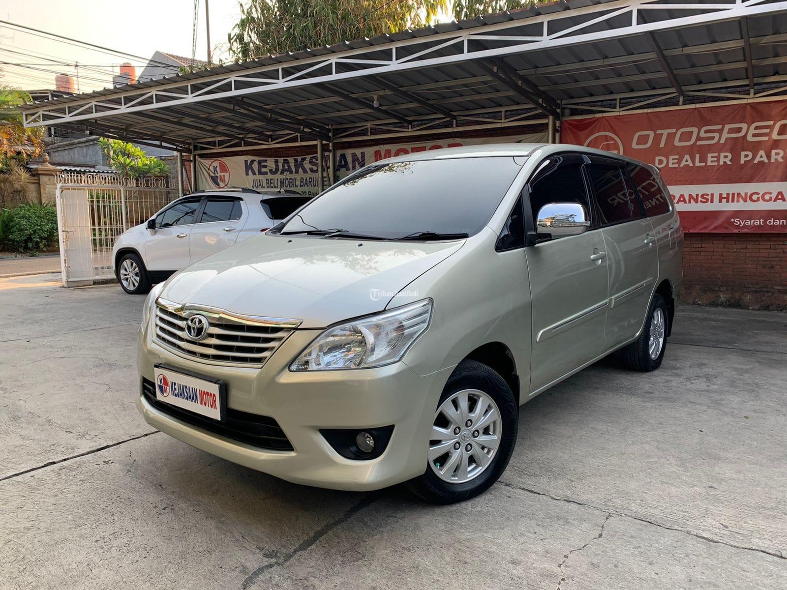 Mobil Toyota Kijang Innova G 25cc Diesel Automatic Tahun 2012 di ...