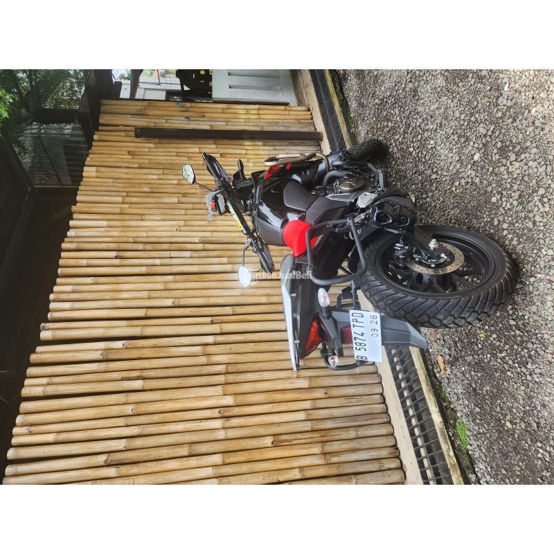 Sepeda Motor Adventure Suzuki Vstorm 250 cc Tahun 2023 Bekas Warna ...