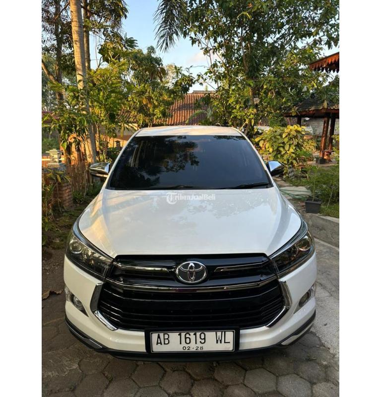Toyota Innova Venturer Putih Matic Diesel 2017 Bekas Terawat di ...