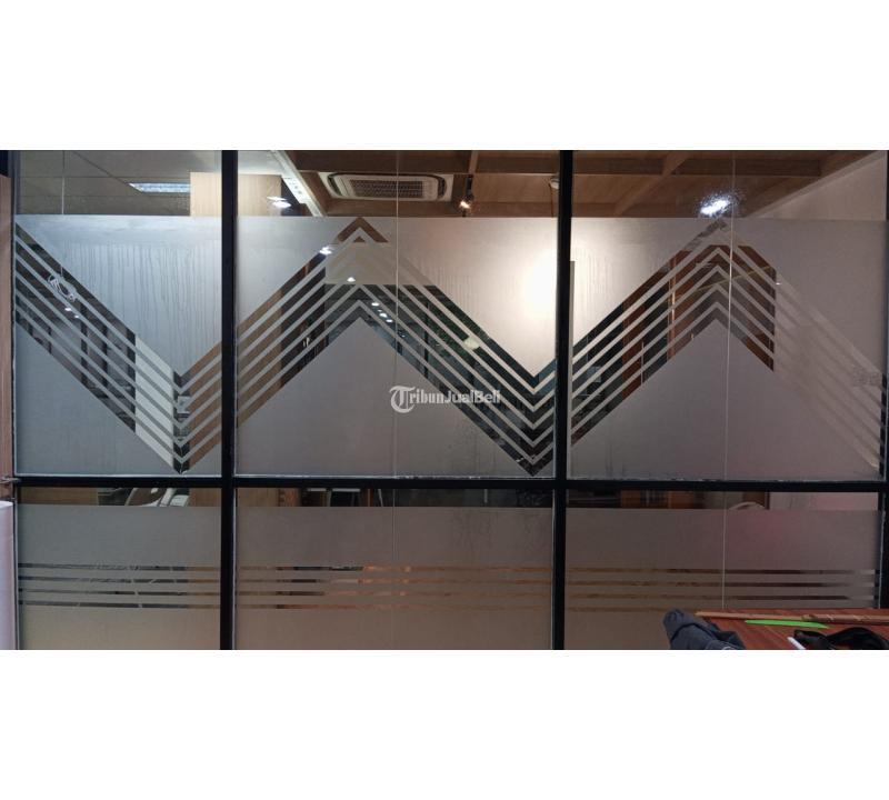 Cutting Sticker Kaca Kantor di Jakarta Barat - Tribun JualBeli