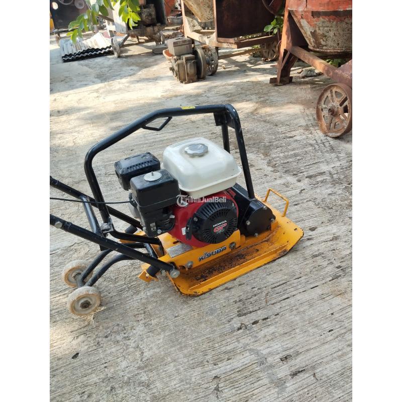 Pemadat Paving Blok Stamper Kodok Mesin Honda Siap Kerja Cinangka di ...