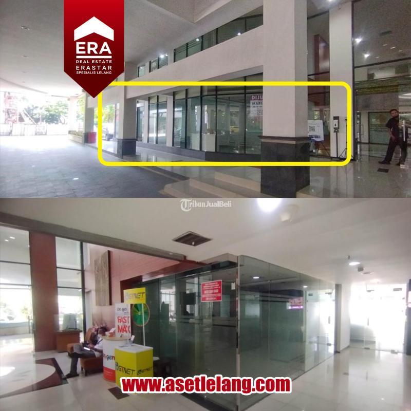 Office Space Dekat Pintu Lobby Cervino Village, Tebet, Jakarta Selatan ...