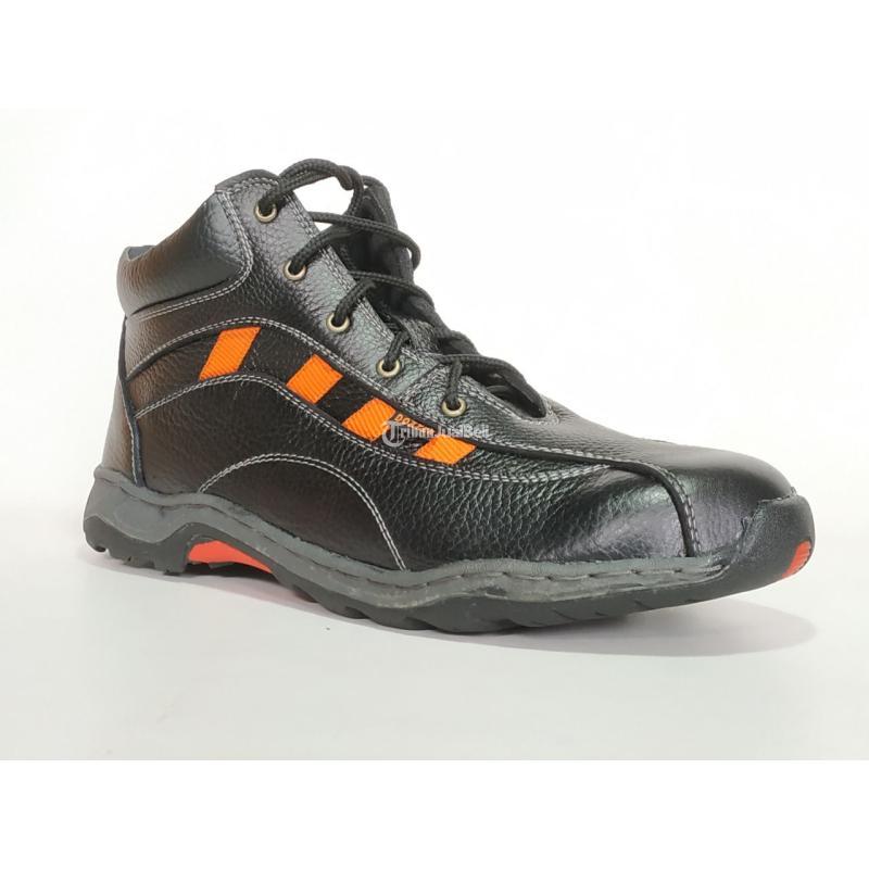 Sepatu Safety Memakai Steel Toe Cap dan Sole Rubber Kuat di Makassar ...