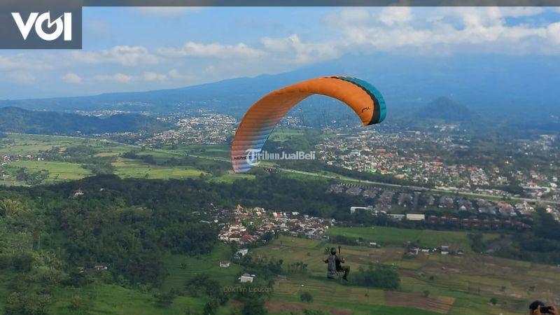 Wisata Paralayang Terviral Nikmati Keindahan Alam di Batu Jawa Timur ...
