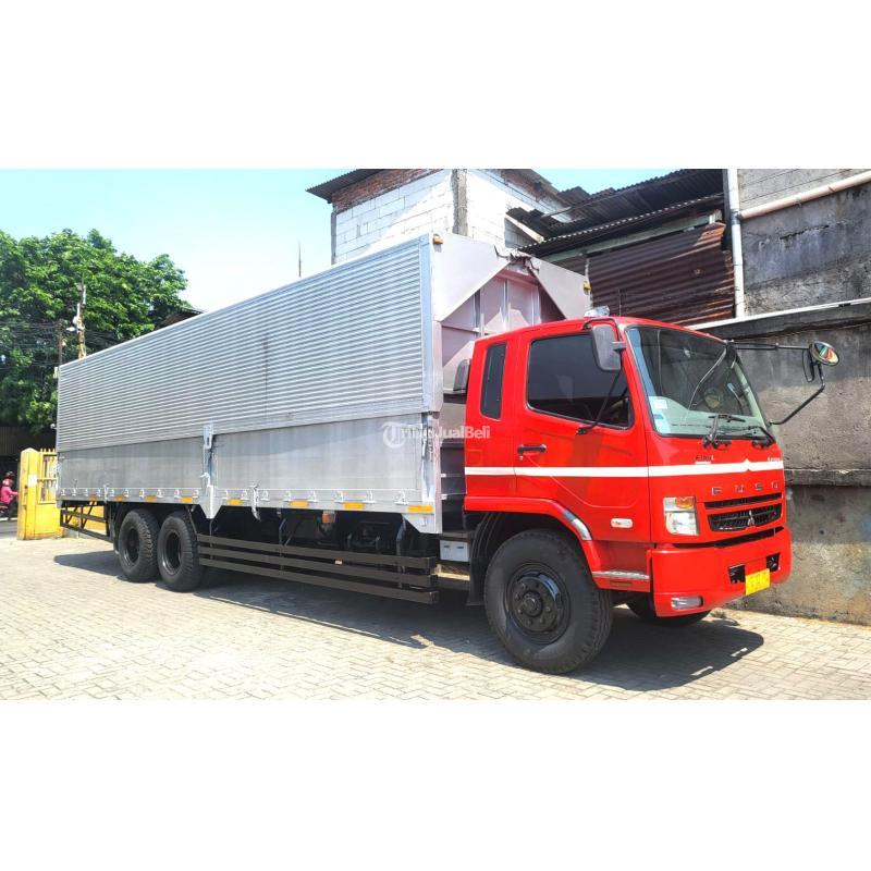 Mitsubishi Fuso Tronton 6x2 HD Wingbox 2020 Mulus 11 Ban Baru Murah di ...