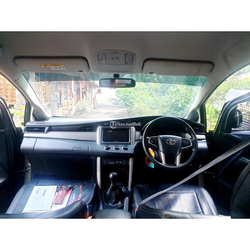 Mobil Toyota Innova Reborn 2.0 Manual 2019 Warna Abu Bekas Surat ...