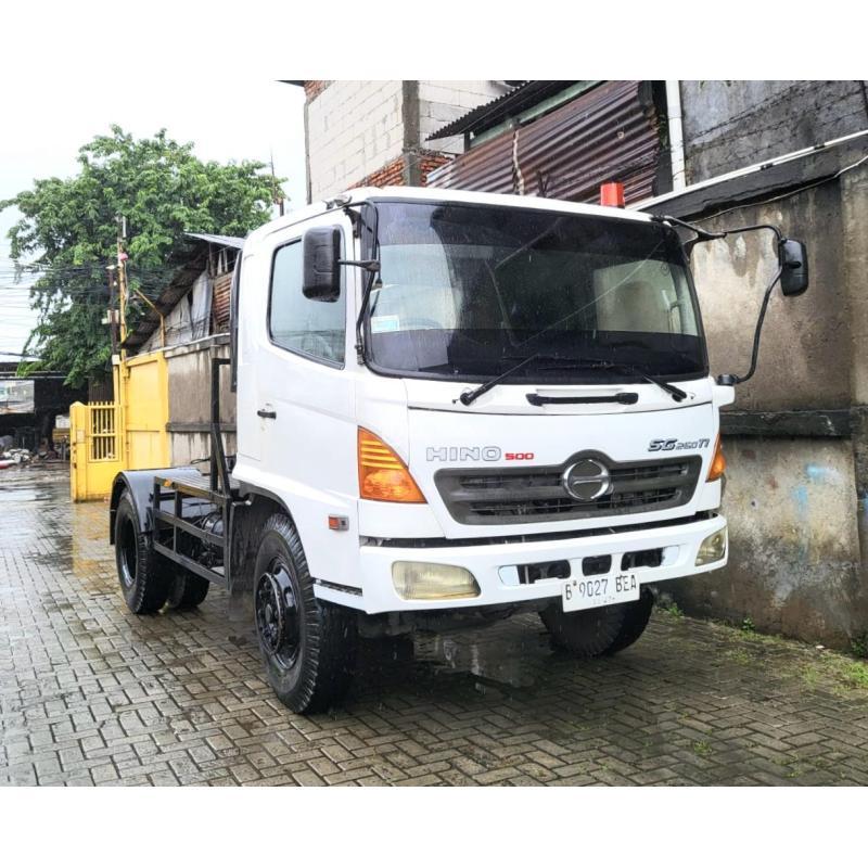 Truk Hino Ranger Engkel Tracktor Head SG 260 J 2012 Kepala Trailer ...