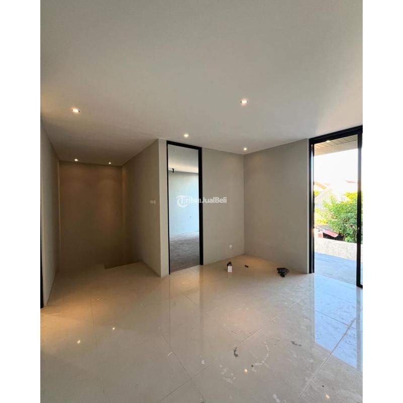 RUMAH MEWAH KONTEMPORER 11 MENIT KE KAMPUS UGM JOGJA - Tribun JualBeli