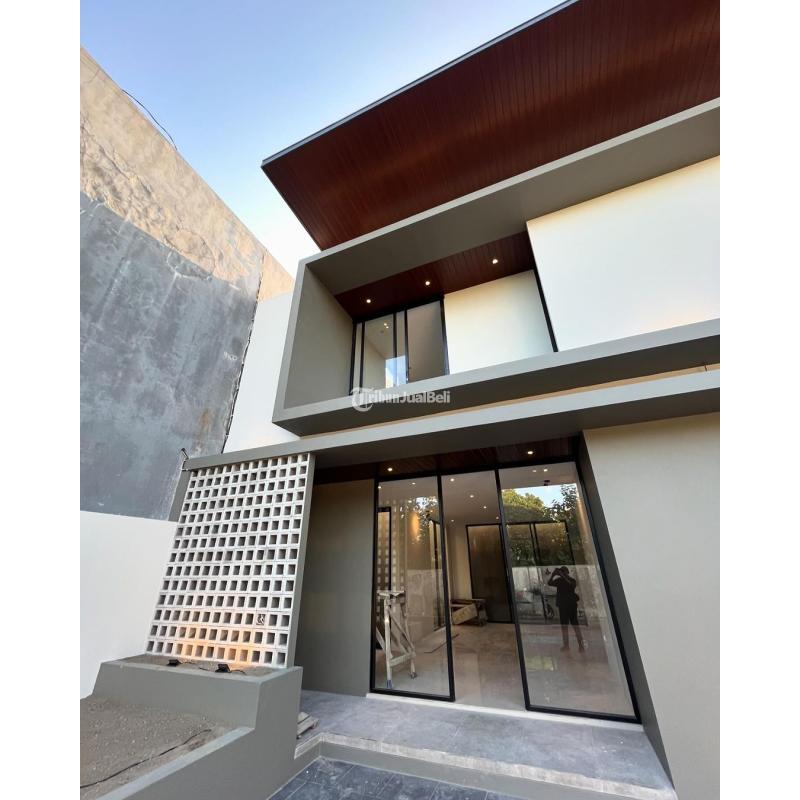 RUMAH MEWAH KONTEMPORER 11 MENIT KE KAMPUS UGM JOGJA - Tribun JualBeli