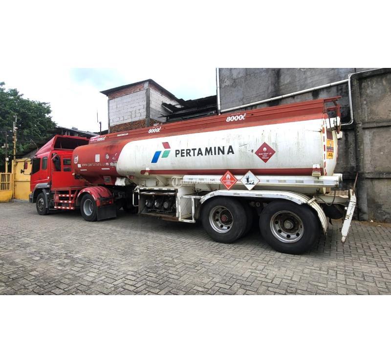 Truk Mitsubishi Fuso Engkel Head Trailer Buntut Tangki Tahun 2017 di ...