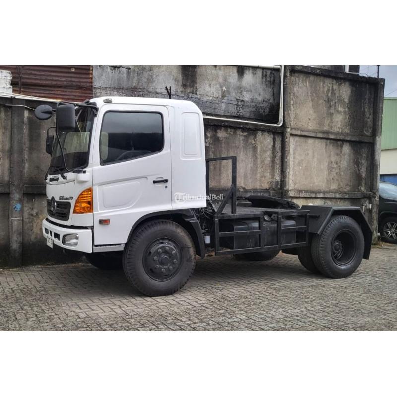 Hino Ranger Engkel Tracktor Head SG 260 J 2012 Kepala Trailer ...