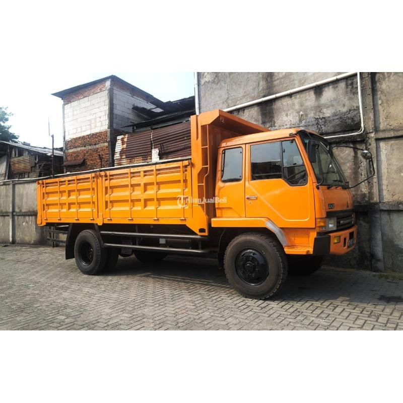 Truk Mitsubishi Fuso Engkel 4x2 Bak Besi Kargo 2017 Bekas Siap Pakai di ...