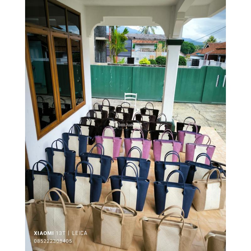 Tas Pandan Souvenir Tas Hampers Pandan Tas Parcel Pandan di Minahasa ...