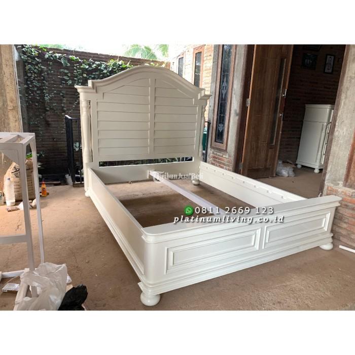Tempat Tidur Klasik Mewah Cat Duco 180x200 Putih di Madiun Jawa Timur ...