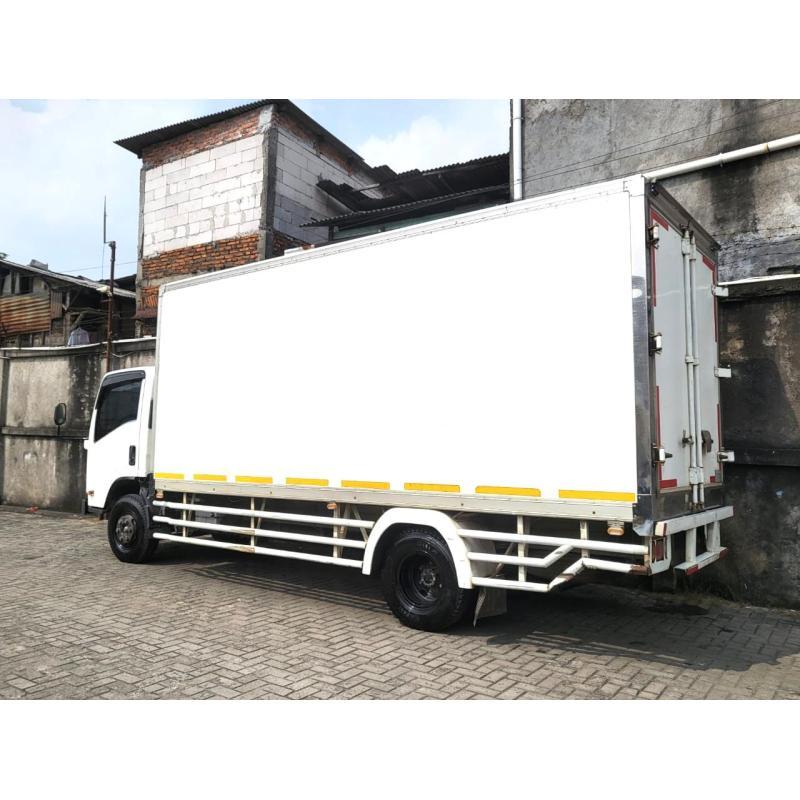 Truk Isuzu Elf Box Freezer 2022 Siap Pakai Harga Terjangkau di Jakarta ...