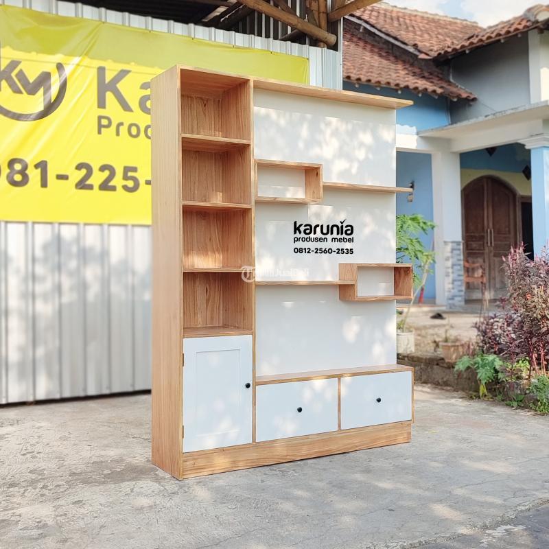 Pengrajin Model Rak Partisi Kayu Ruangan di Sleman Yogyakarta - Tribun ...