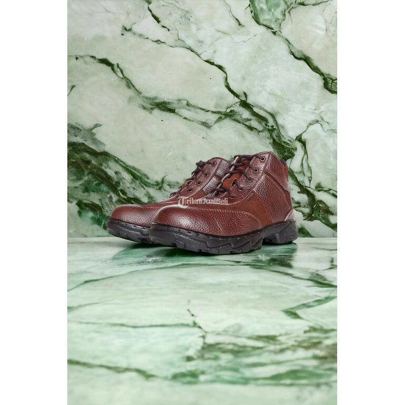 Safety Shoes K3 Kebomas di Gresik Jawa Timur - Tribun JualBeli