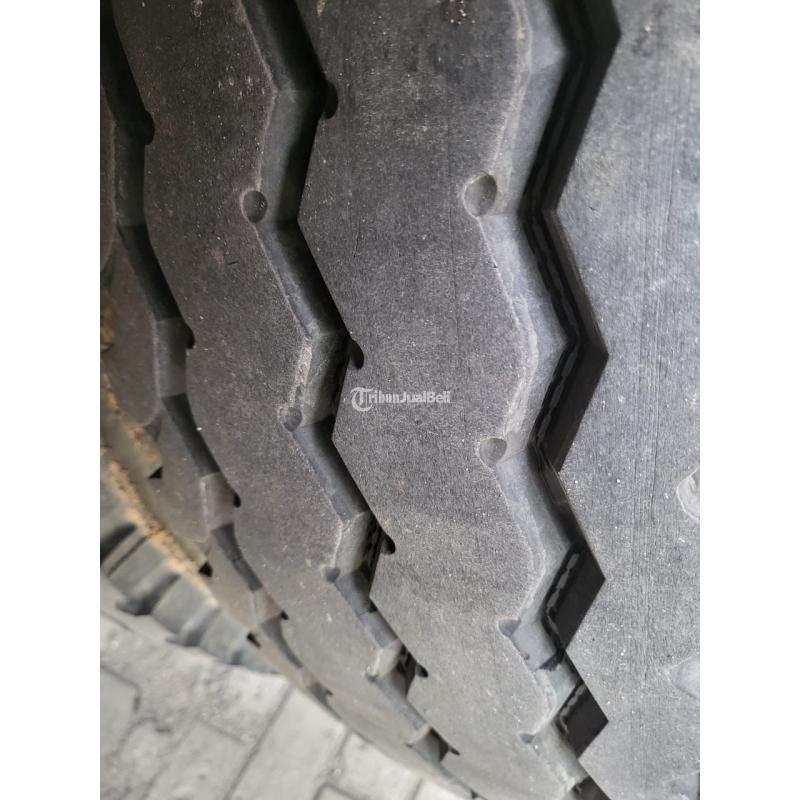 Mitsubishi Fuso Engkel Head Trailer Buntut Tangki Air Solar Minyak di ...