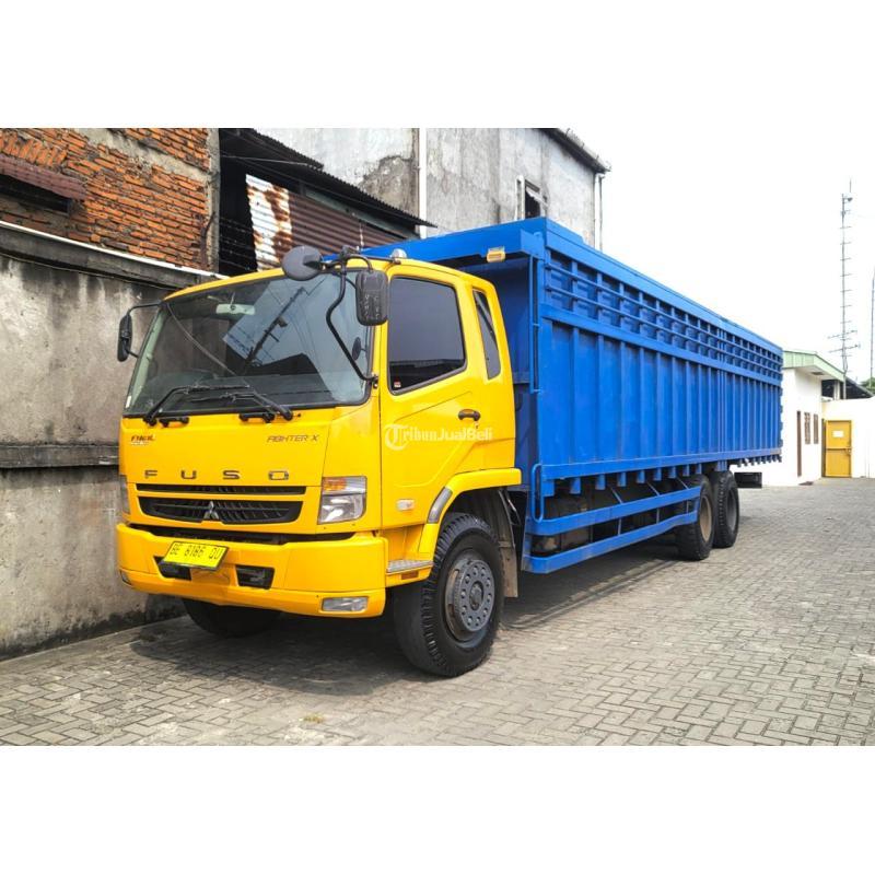 Truk Mitsubishi Fuso Tronton 6x2 HD Bak Besi Sentral 2023 Bekas Siap ...