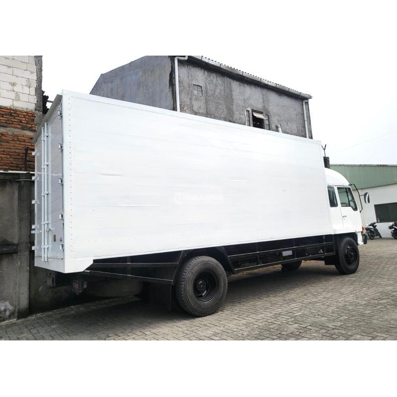 Mitsubishi Fuso Engkel HL Box Aluminium 2013 Bekas di Jakarta Utara ...