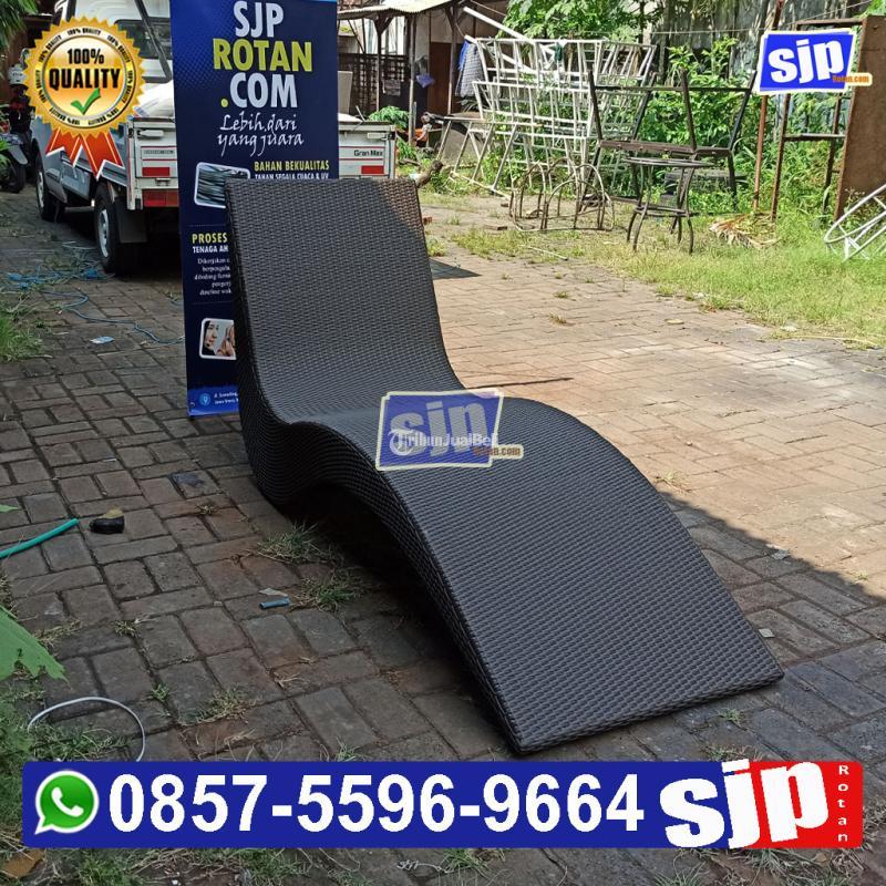 Sunbed, Sun Lounger, Kursi Kolam Renang, Kursi Jemur, Kursi Santa di Malang - Tribun JualBeli