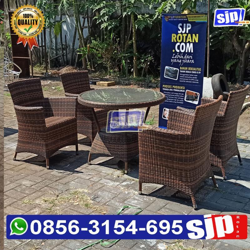 Kursi Makan Mewah Simple, Kursi Taman Rotan Sintetis di Malang - Tribun ...