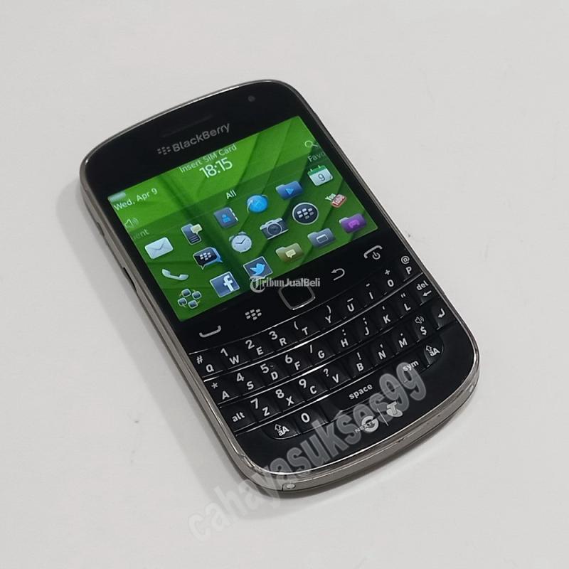 Dijual Handphone Blackberry BOLD 9900, Second, Plus Battery, Original ...