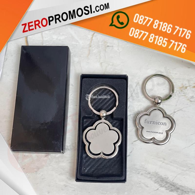 Souvenir Elegan yang Selalu Diingat Gantungan Kunci Stainless Bunga ...