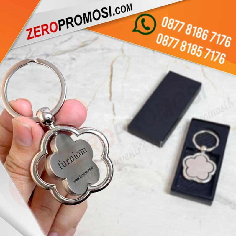 Souvenir Elegan yang Selalu Diingat Gantungan Kunci Stainless Bunga ...